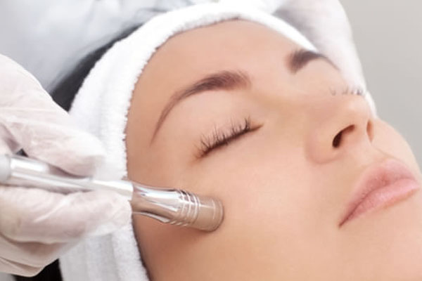 Curso de tratamiento facial de dermoabrasión con punta de diamante – Rejuvenecer sin Cirugías